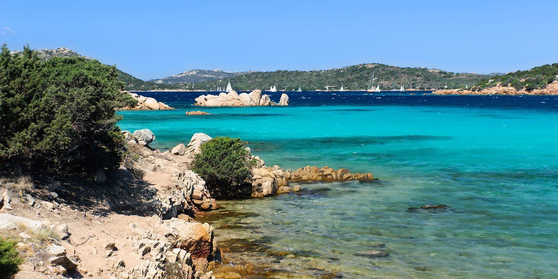 Urlaub in Cannigione, Sardinien - Avitur Reiseveranstalter